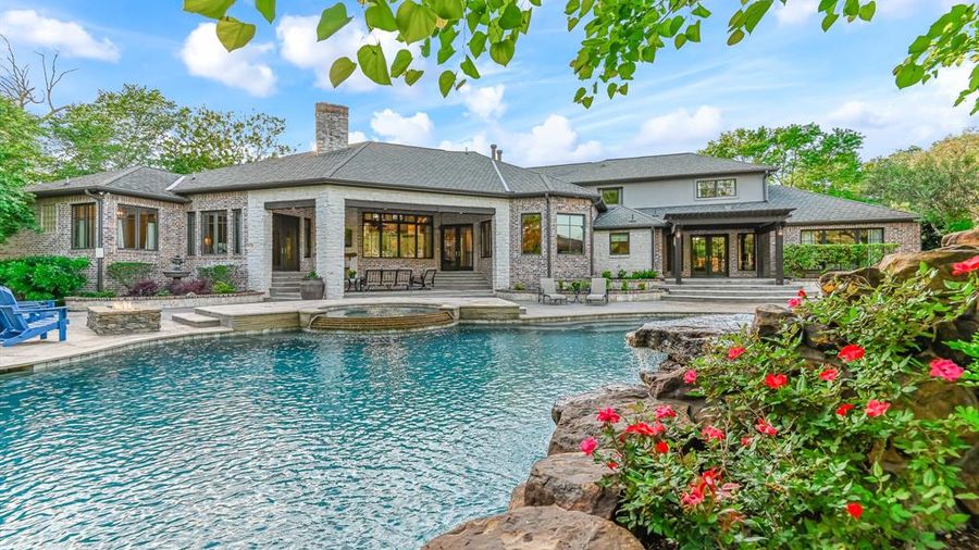 Beyond Boundaries: Luxe Living Unleashed with Resort-Style Pool ...